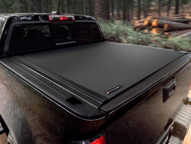 BAK Revolver X2 vs X4 Tonneau Cover Comparison | RealTruck
