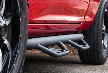 Best Steps for a Lifted Truck | RealTruck