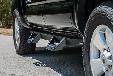 Best Steps for a Lifted Truck | RealTruck