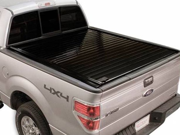 RetraxONE vs. RetraxPRO Comparison | RealTruck