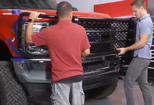 Grille Guards vs Bull Bars | RealTruck