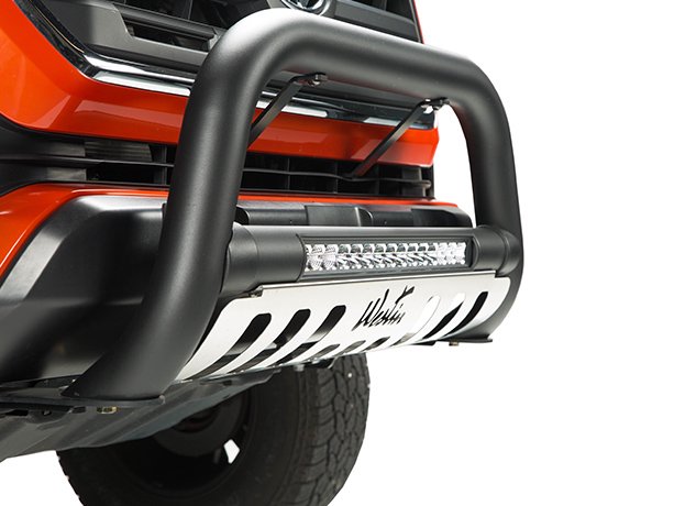 Grille Guards vs Bull Bars | RealTruck