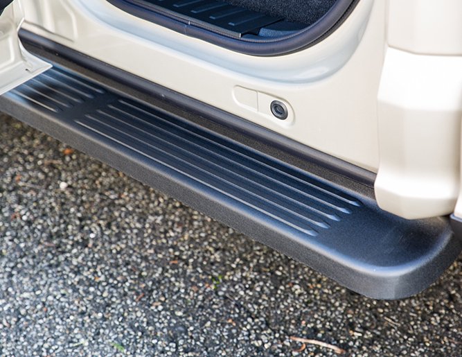 What Are Running Boards? | RealTruck